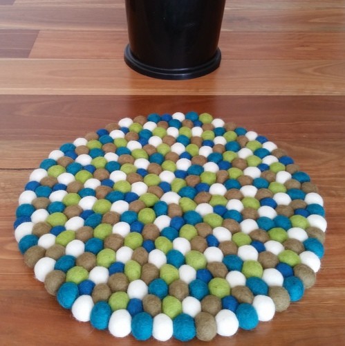 2x40cm Nepalese Handmade Felt Ball Round Rug Mat Carpet Green Blue Mix ...