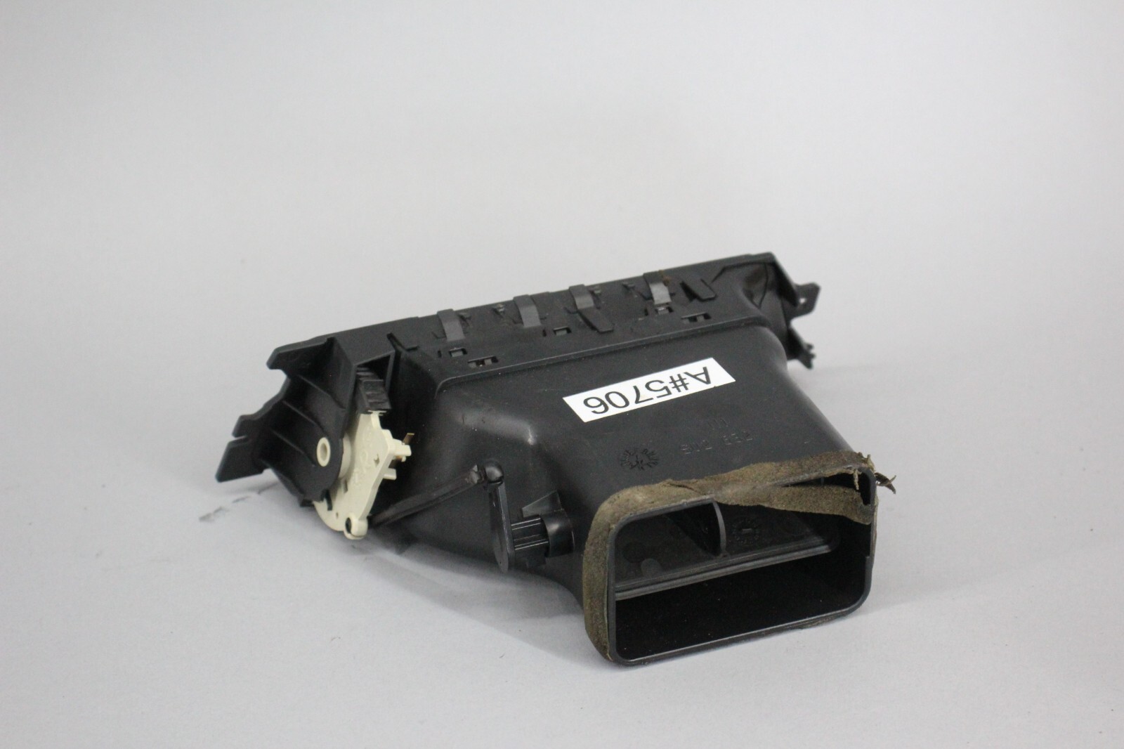 07-12 BMW E90 328i Front Right Passenger Fresh Air Vent Black ...