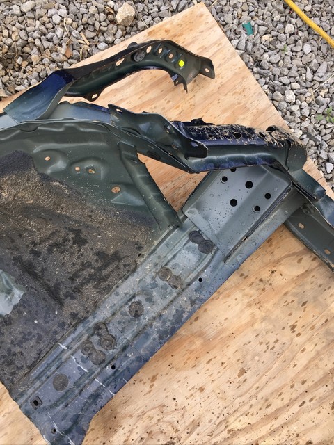 20 2021 Toyota Corolla Sedan Passenger Apron Shock Tower Frame Rail ...