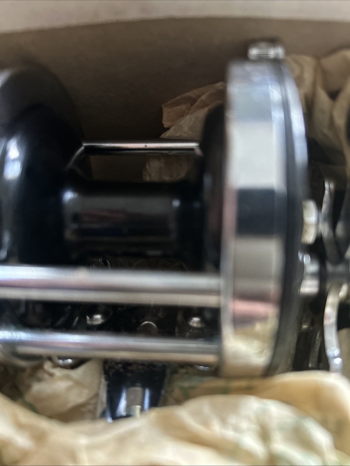 NEW Vintage Penn Surfmaster No. 100 Conventional Reel w Box and spare ...