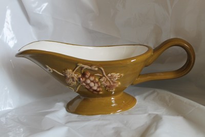 I Godinger Gravy Boat Mustard Brown Raised Grapes Leaves Footed Holiday ...