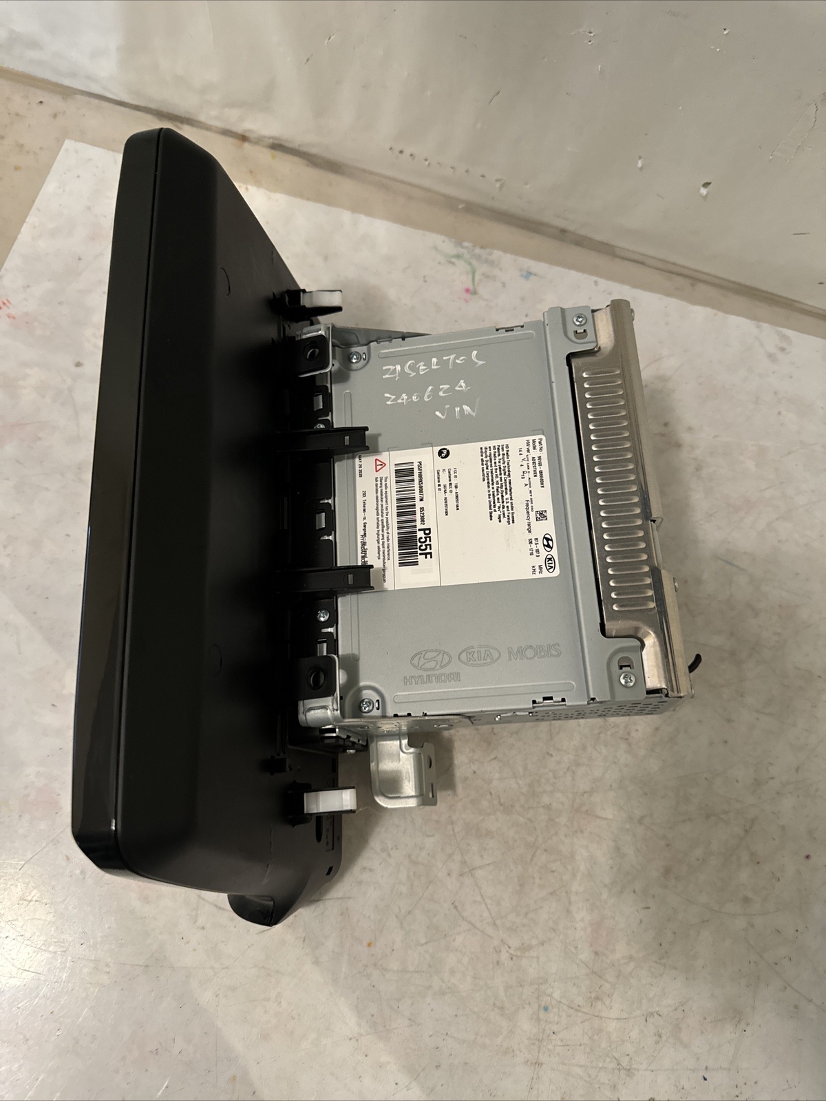 2021 KIA SELTOS AUDIO STEREO RADIO CONTROL DISPLAY AND RECEIVER W/O NAV ...