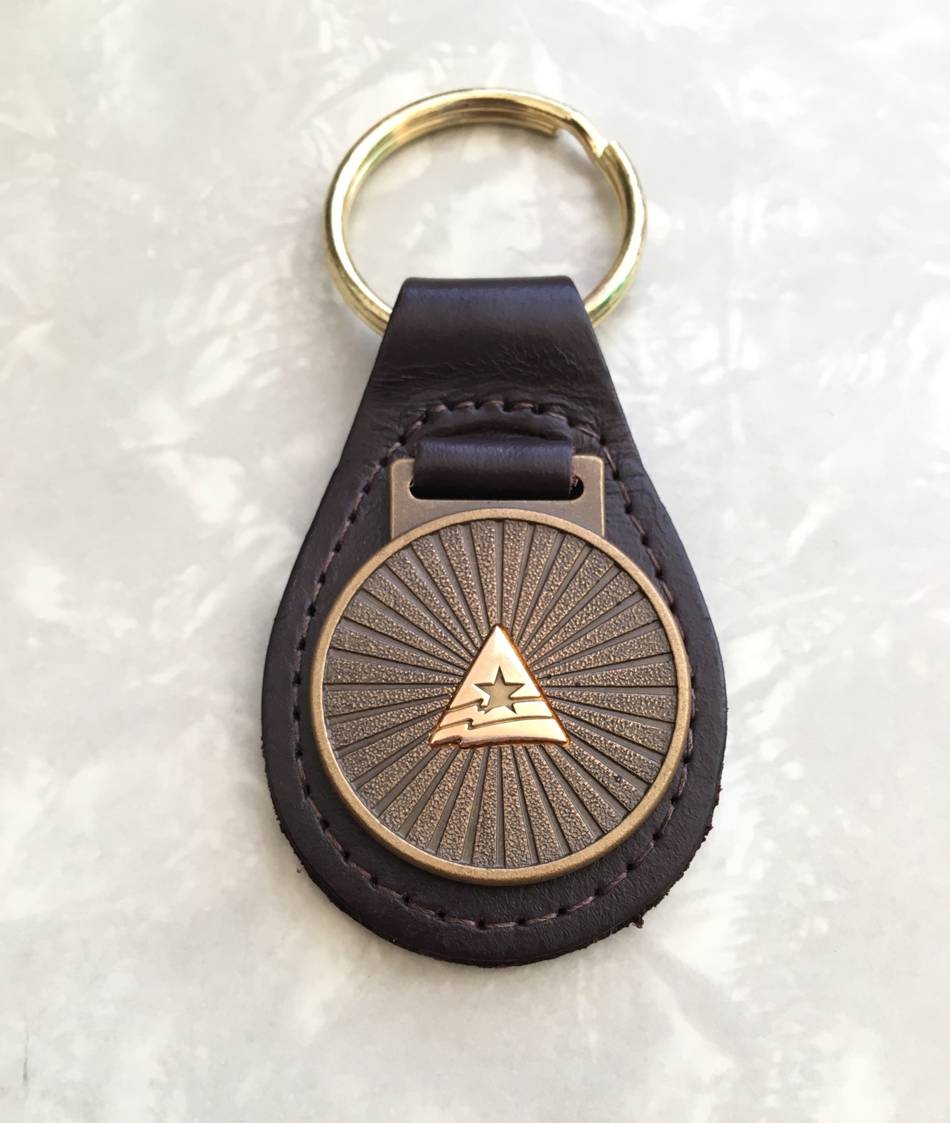 Vintage Keychain Pyramid Triangle Star Logo Symbol Key Ring LEATHER ...