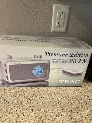TEAC R-2W AM FM Receiver Dual Alarm Clock on I’m System | eBay