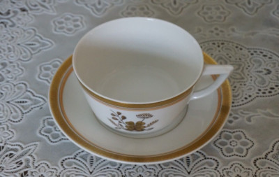 VINTAGE Royal Copenhagen Golden Clover Pattern Cup & Saucer #9536 ...