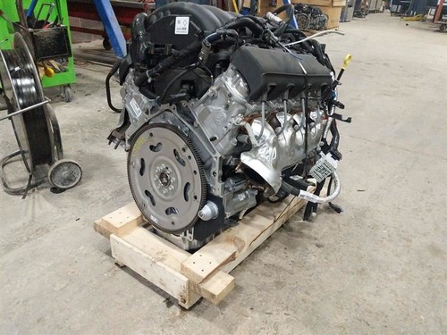 5.3L Chevrolet L84 Engine and Accessories 2022 4x4 12695951 JW6 6k mi ...
