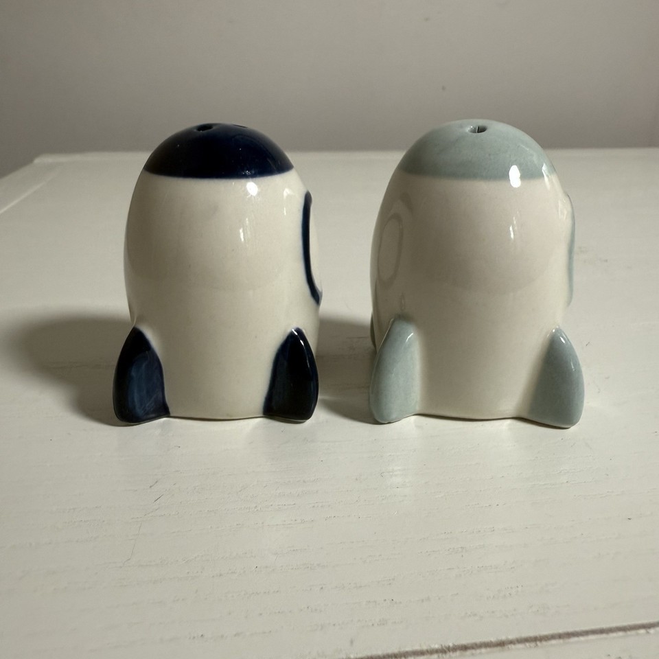 Cracker Barrel Salt and Pepper Shakers ~ Rocket Ships Spaceships ...