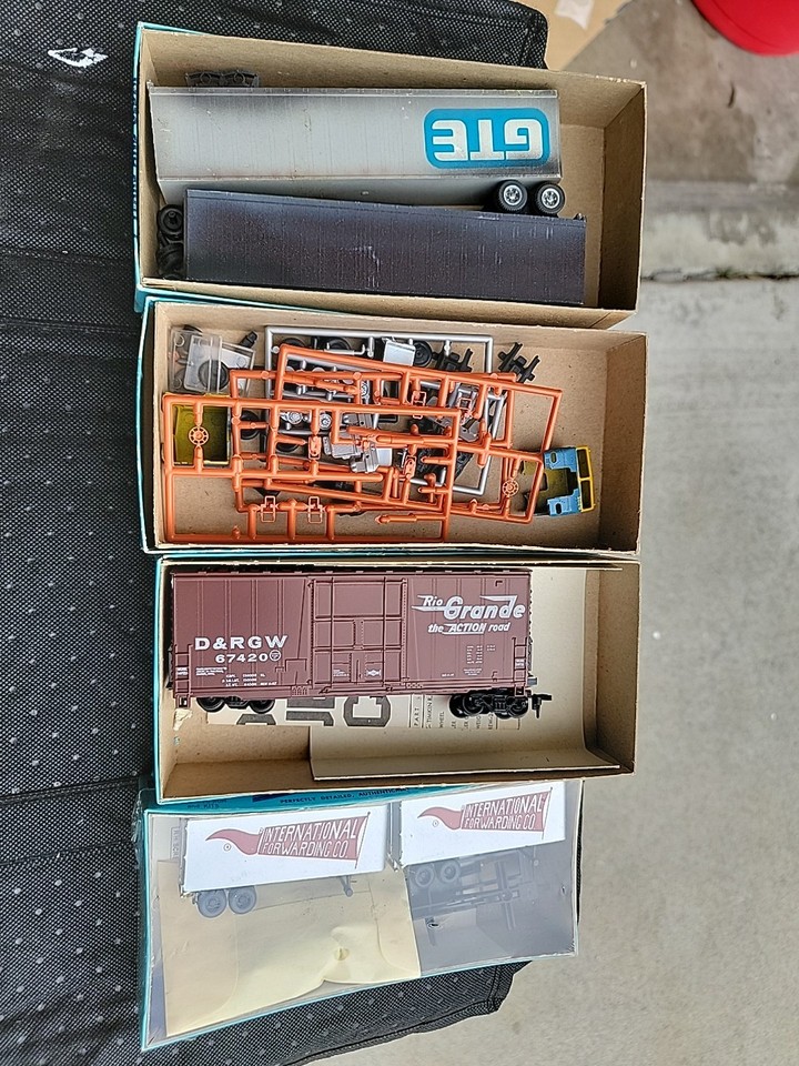 Lot of Vintage Tyco/life-like/Athearn Scale Train Set Cars w/Box and ...