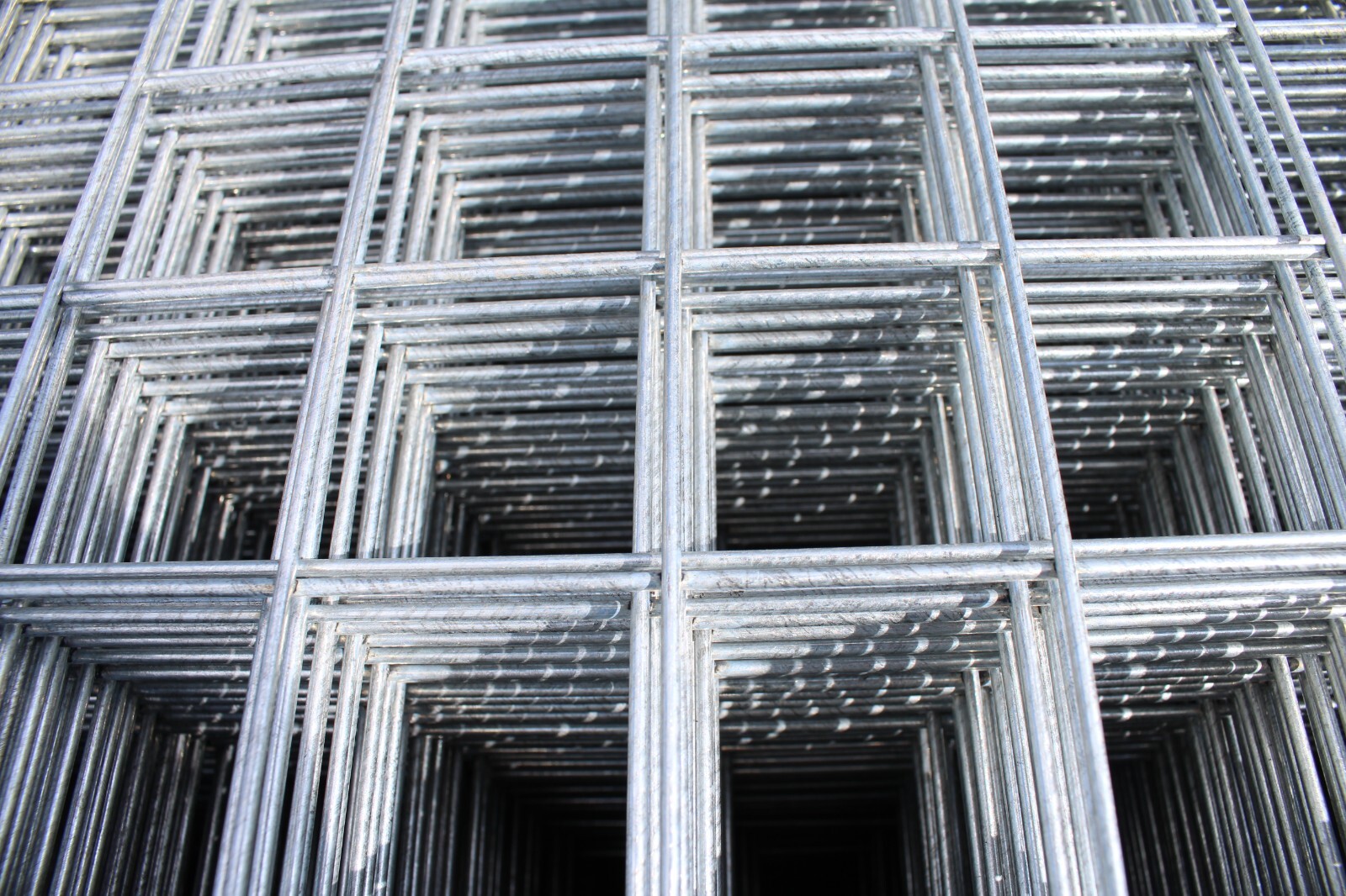 Premium Galvanised Welded Wire Panel | 2.4m x 1.22m | 25mm | 12G ...