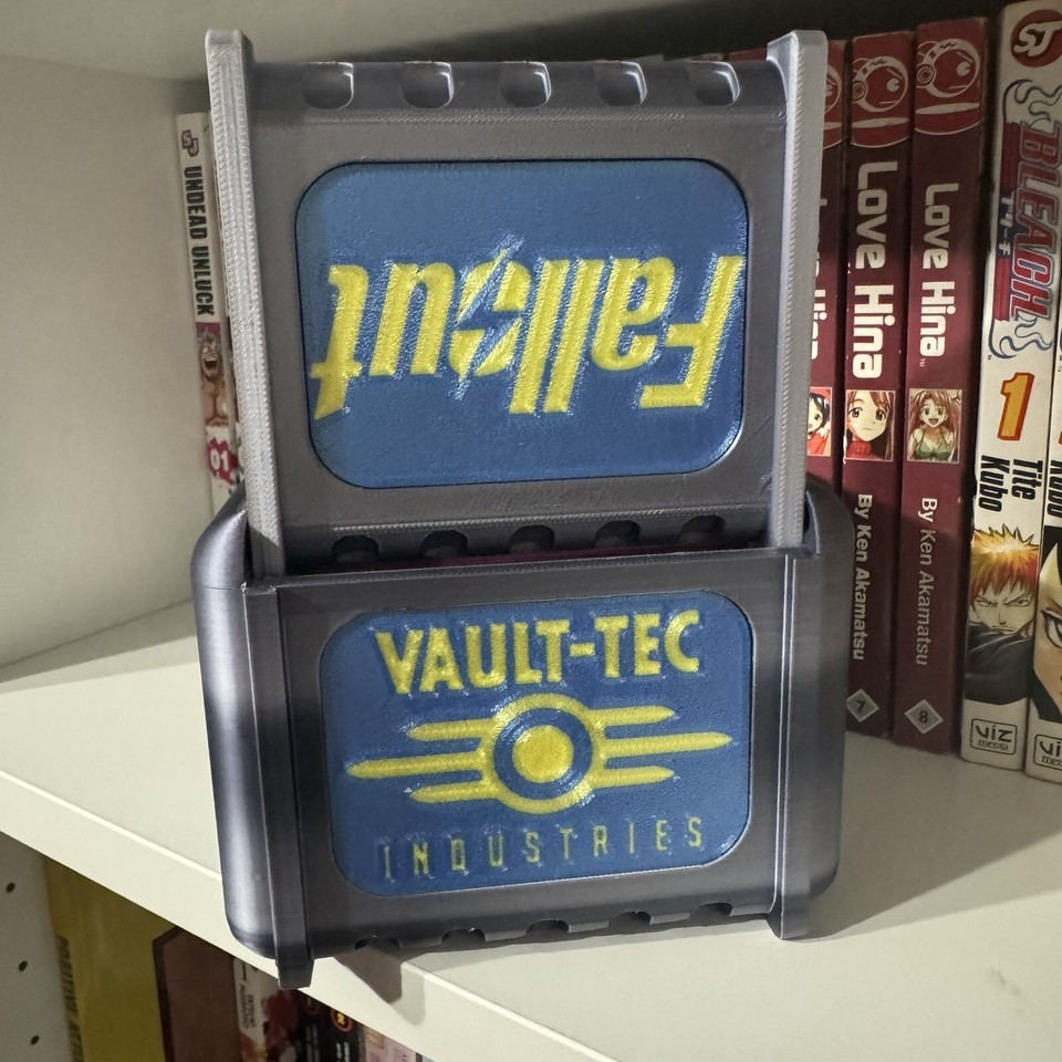 MTG Fallout Vault-Tec Deck box for EDH | Commander | Magic the ...