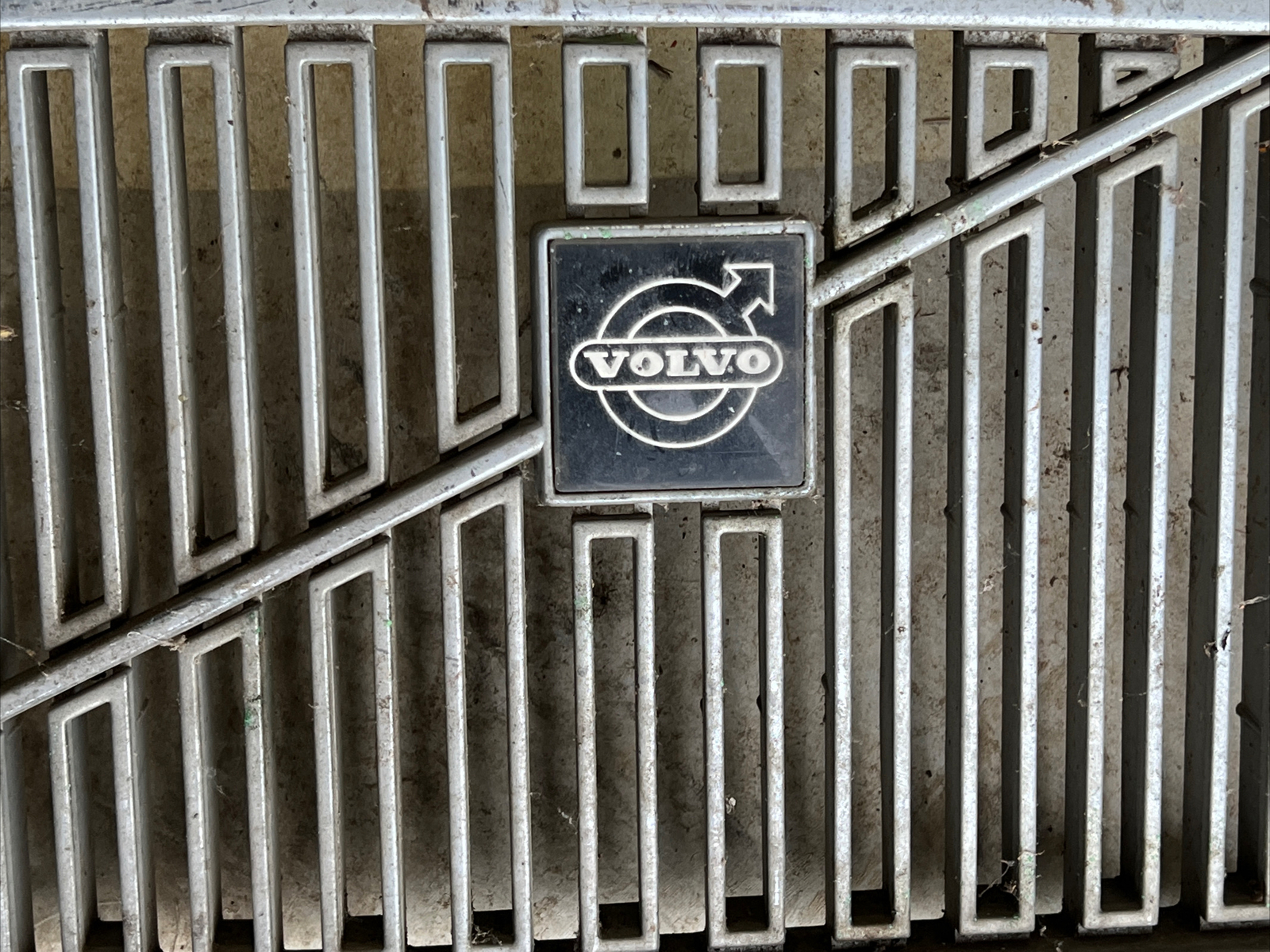 Volvo 240 Grill Grille - 260? Vintage Auto Part - Sedan Wagon | eBay
