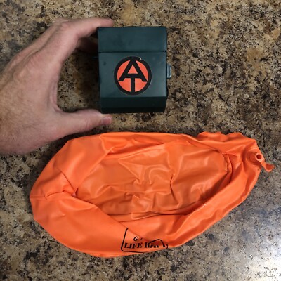 Vintage 1970s GI Joe Adventure Team BACKPACK w/ Strap & ORANGE RAFT ...