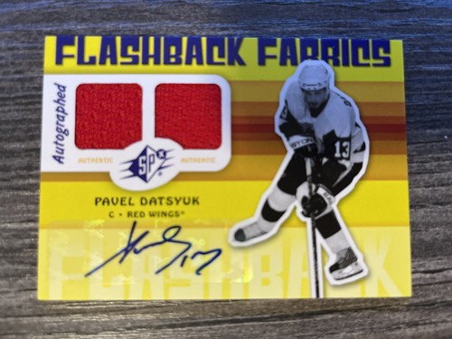 2009-10 SPX Pavel Datsyuk Auto Flashback Fabrics Jersey Autograph #236 ...