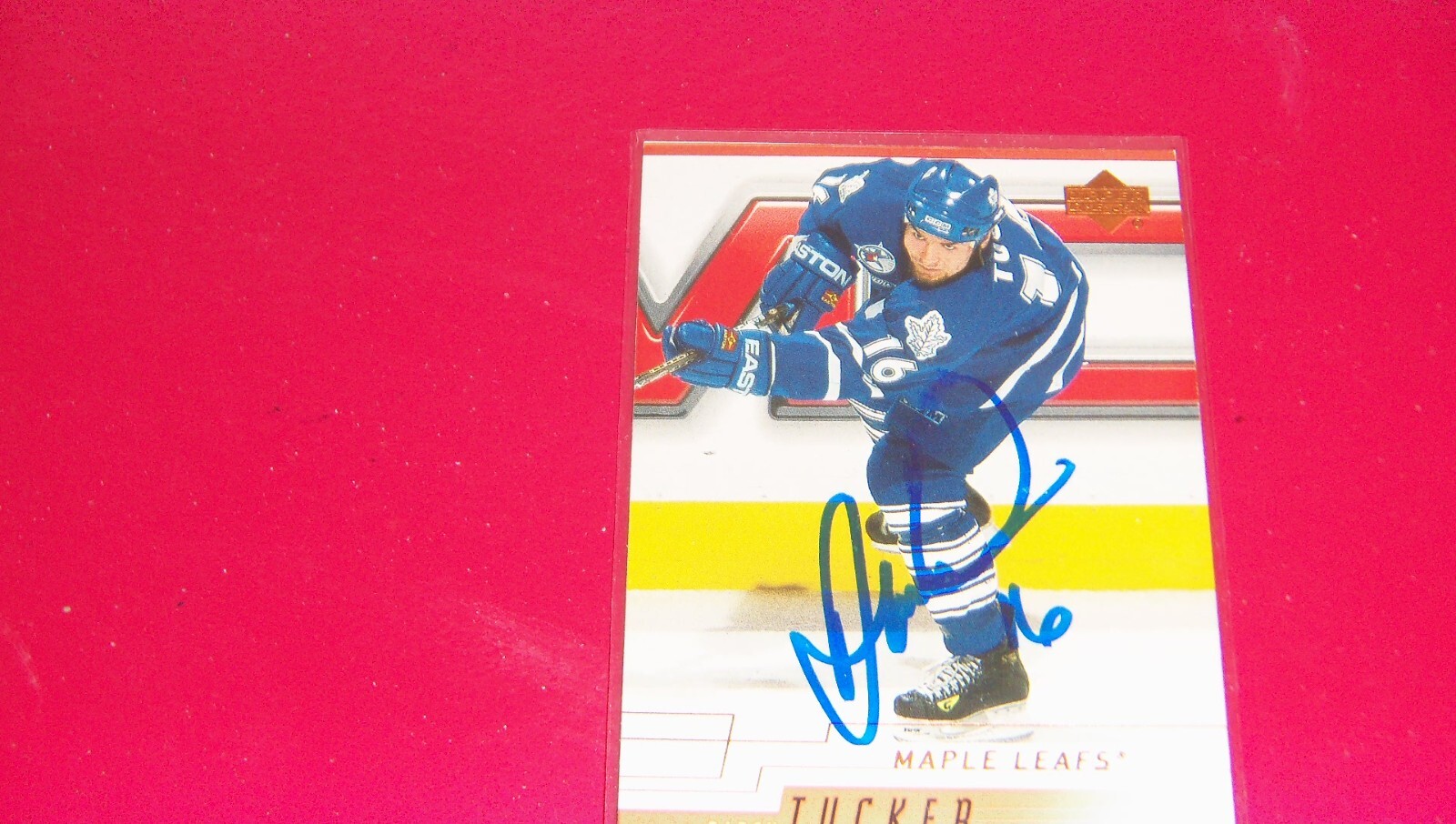 A SIGNED HOCKEY CARD OF DARCY TUCKER--TORONTO MAPLE LEAFS #163 | eBay