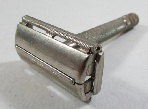 Vintage 1951 First Quarter W1 Gillette Super Speed Double Edge Safety ...