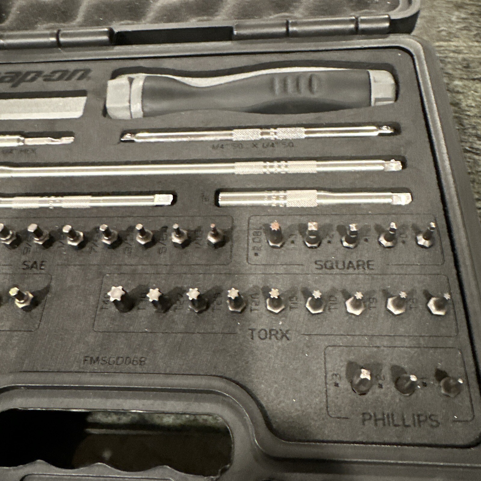 Snap On sgdmrc44fdt 44 pc master screwdriver bit set in foam titanium ...