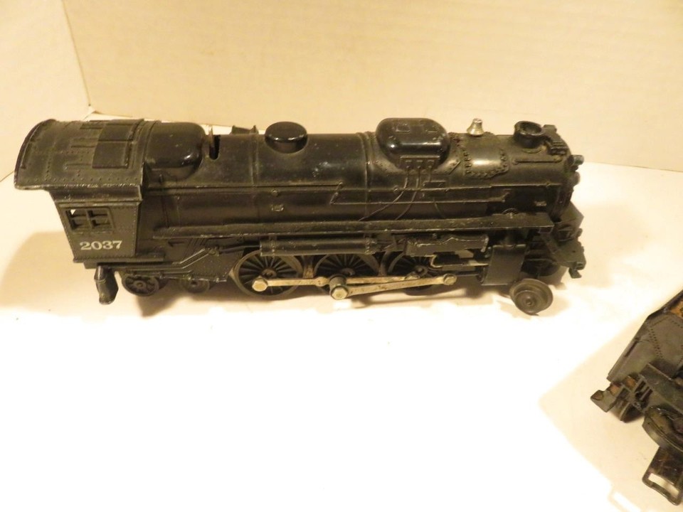 LIONEL TRAINS POST-WAR 2037 DIECAST STEAM LOCO W/ TENDER- 027- EXC ...