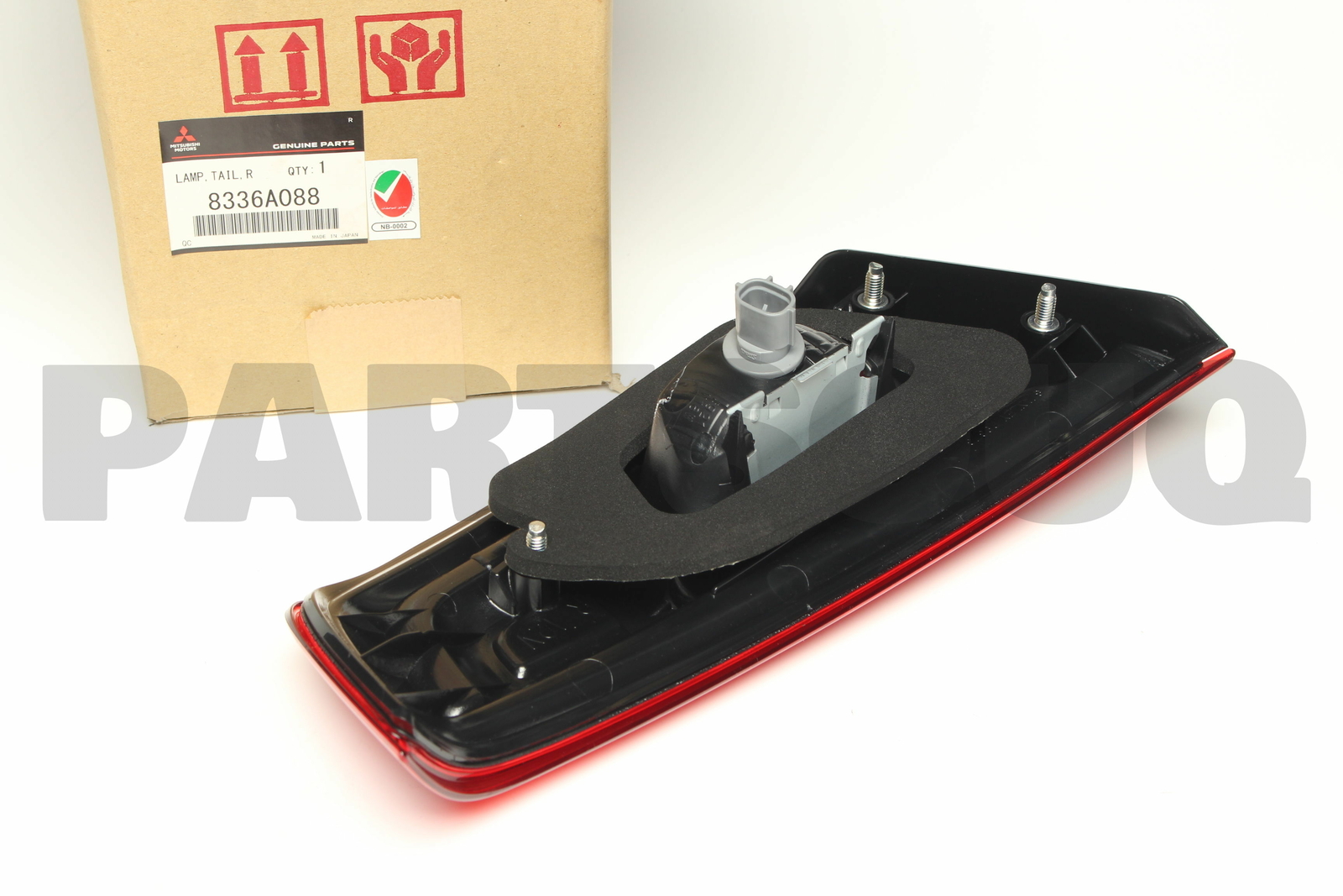 8336A088 Genuine Mitsubishi LAMPASSY,TAIL,RH | eBay