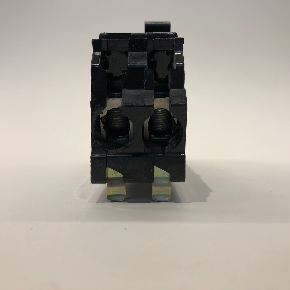 Square D Q12100 100 Amp 2 Pole Main Circuit Breaker Q1 Plug-On 240 VAC ...