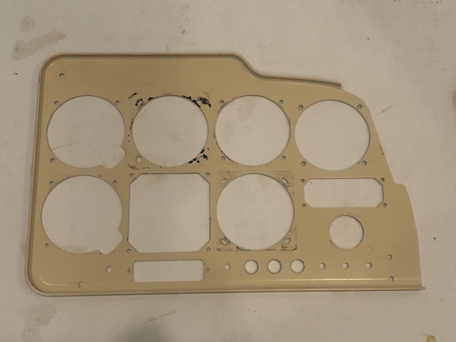 Beechcraft Baron Instrument Panel (Left/Pilots Side) | eBay