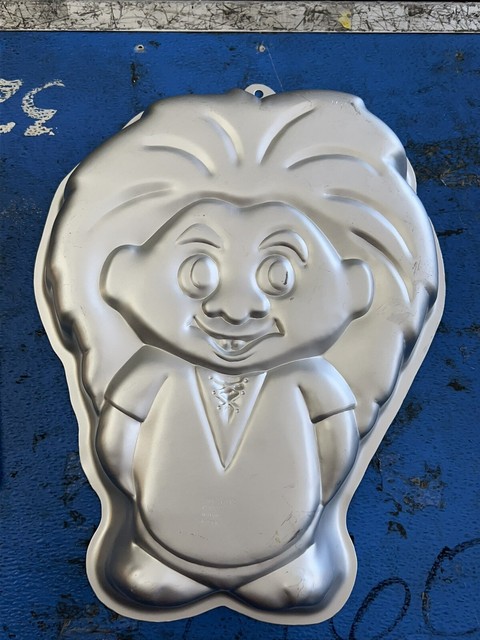 Vintage 1992 WILTON "TROLLS" CAKE PAN original insert for sale online ...