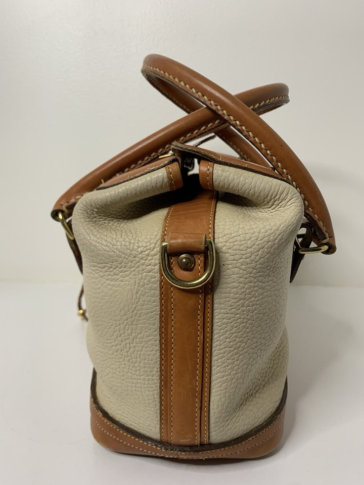 VNTG Dooney & Bourke Doctor Bag Weather British Tan Pebbled Locking ...
