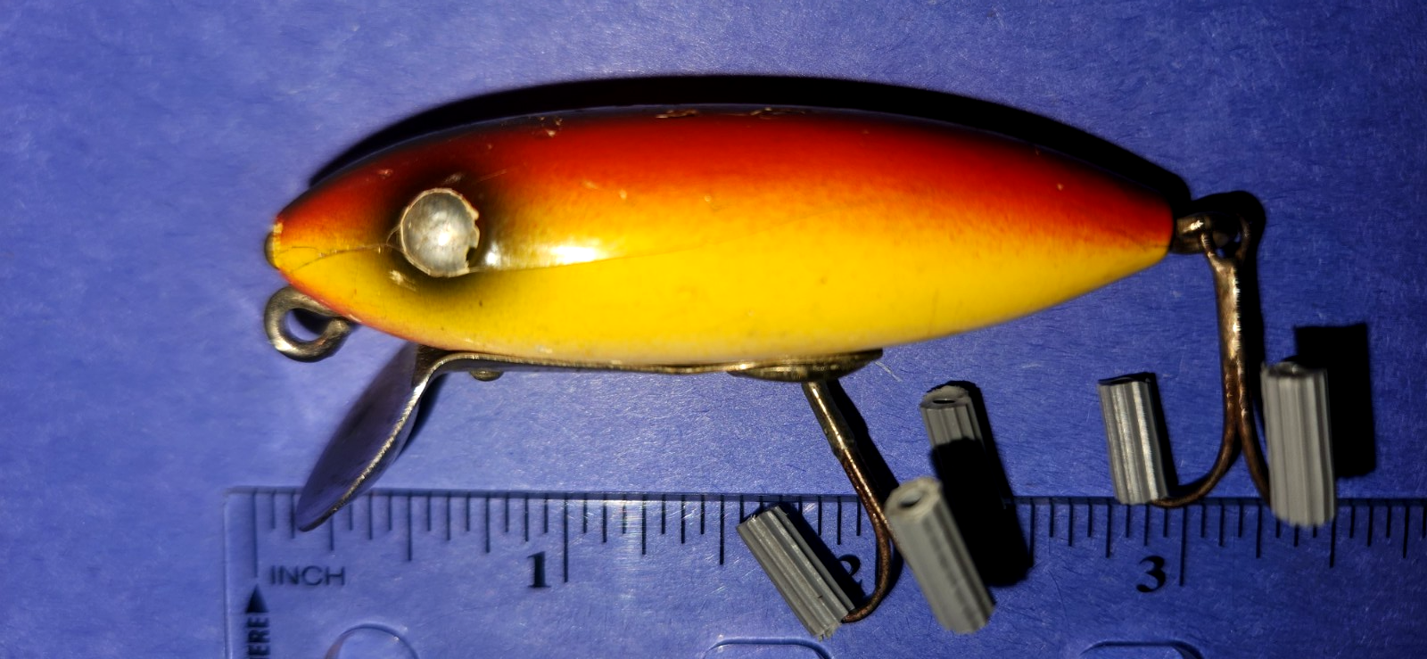 Vintage PAW PAW Uncle Tom RAINBOW River Minnow Tack Eye Wood Nose Tack ...