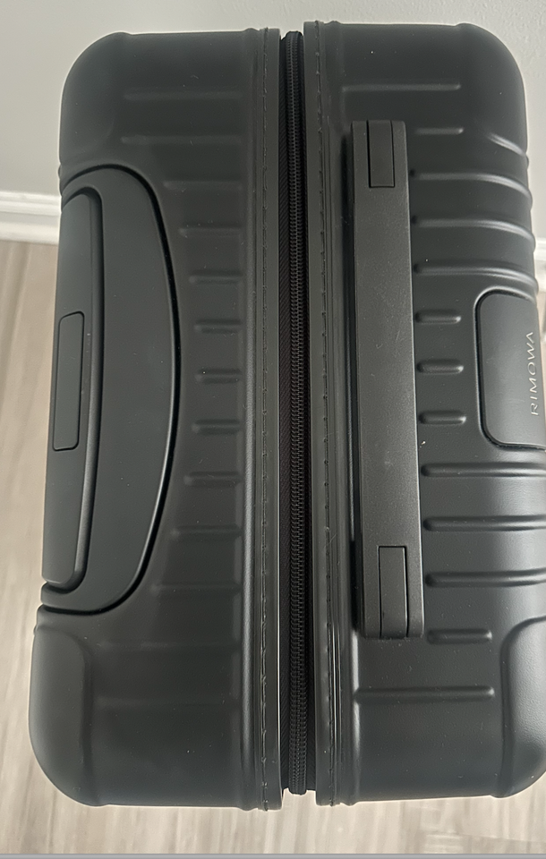 RIMOWA Essential Cabin Wheeled Carry-On Case Matte Black! | eBay