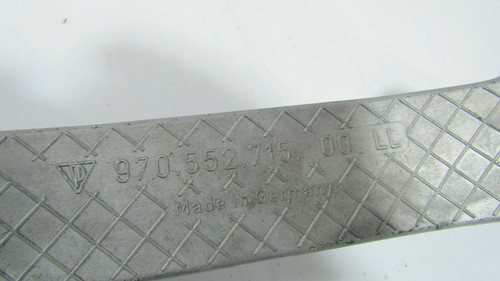 Porsche Panamera 4S 970 oem DASH CENTER MOUNTING BRACKET 97055271500 | eBay