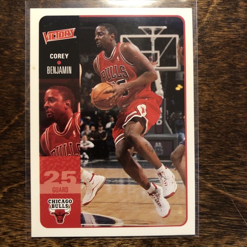 2000-01 Upper Deck Victory Chicago Bulls Basketball Card #31 Corey ...
