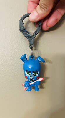 Five Nights At Freddys FNAF Hangers toy bonnie Figure Key Chain Clip ...