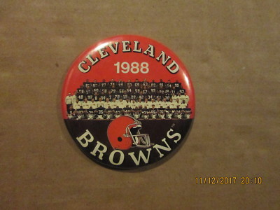 NFL Cleveland Browns Vintage Circa 1988 Team Photo Football Pinback ...