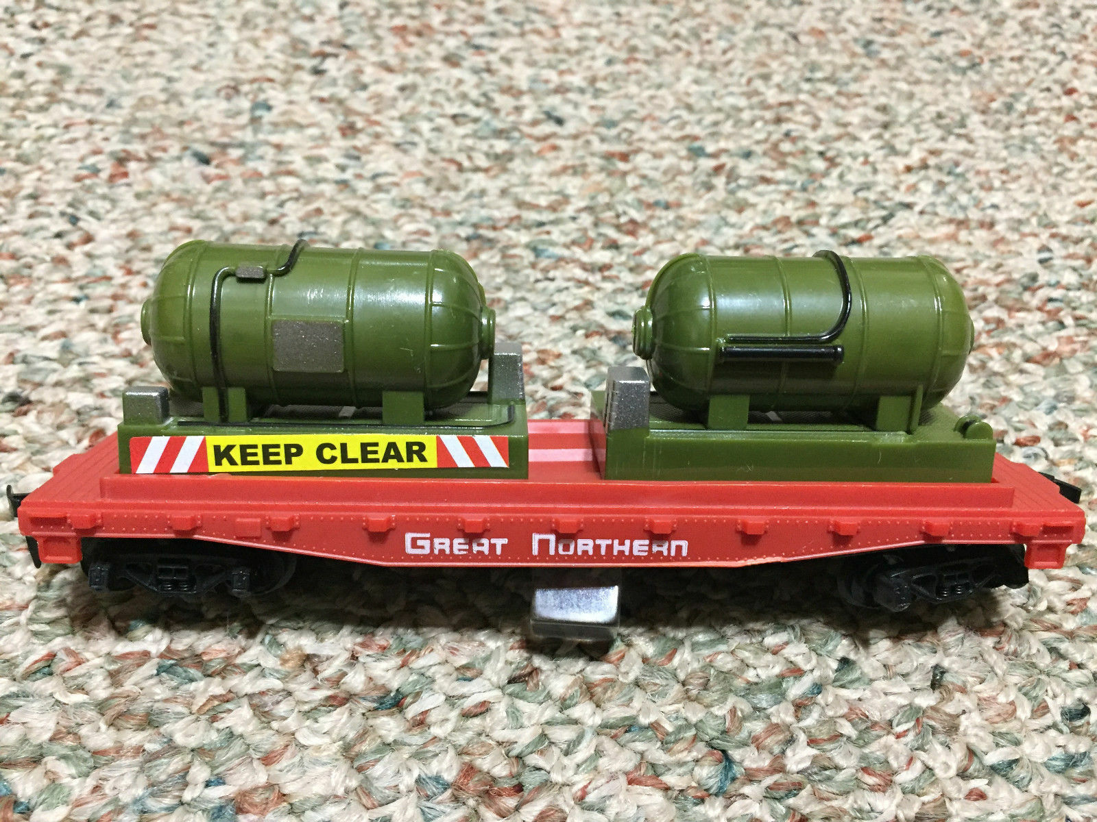 Custom Build Unique HO Tyco Flat Car Great Northern Red Loaded with 2 ...