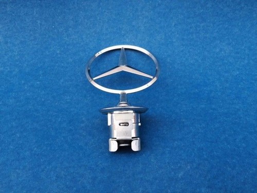 MERCEDES W212 E-CLASS HOOD STAR E350 E500 221 880 00 86 GENUINE 2010 ...