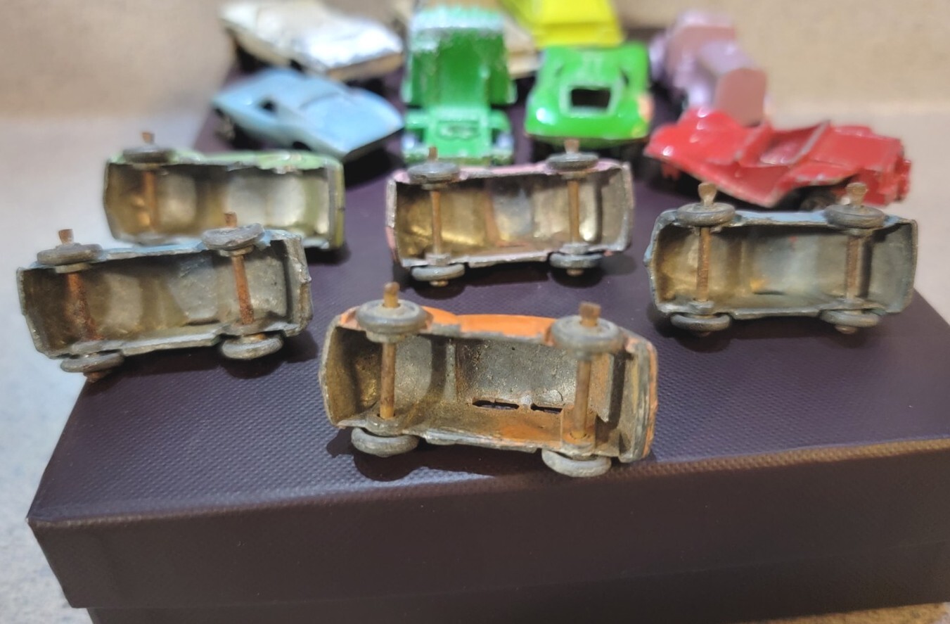 Lot Of 13 Lead Cast Toy Cars & Trucks. Tootsie Toys, Tomica, Marx ...