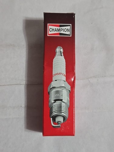 Champion RCJ8Y Spark Plug For Honda EM500 EM500K1 EM600 Yamaha EF600 ...