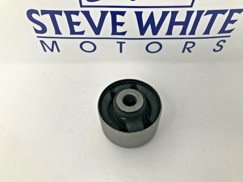 07-17 Jeep Compass Patriot 4WD Rear Differential Mount Isolator Bushing ...