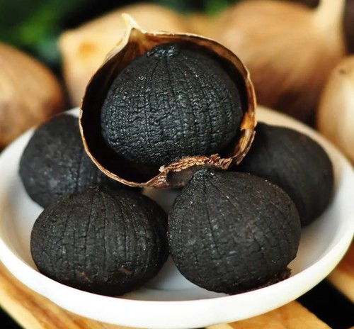 Ajo negro sabor dulce , textura suave. Rico en antioxidantes,Natural ...