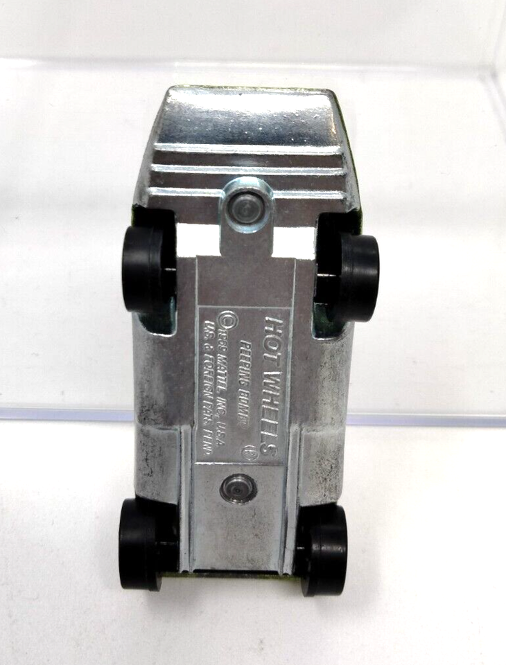 Hot Wheels Redline 1970 Peeping Bomb US Green Apple with Badge | eBay