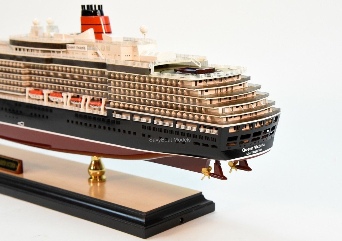 Queen Victoria Ship Ornament Royal Family Order Of Queen Victoria And