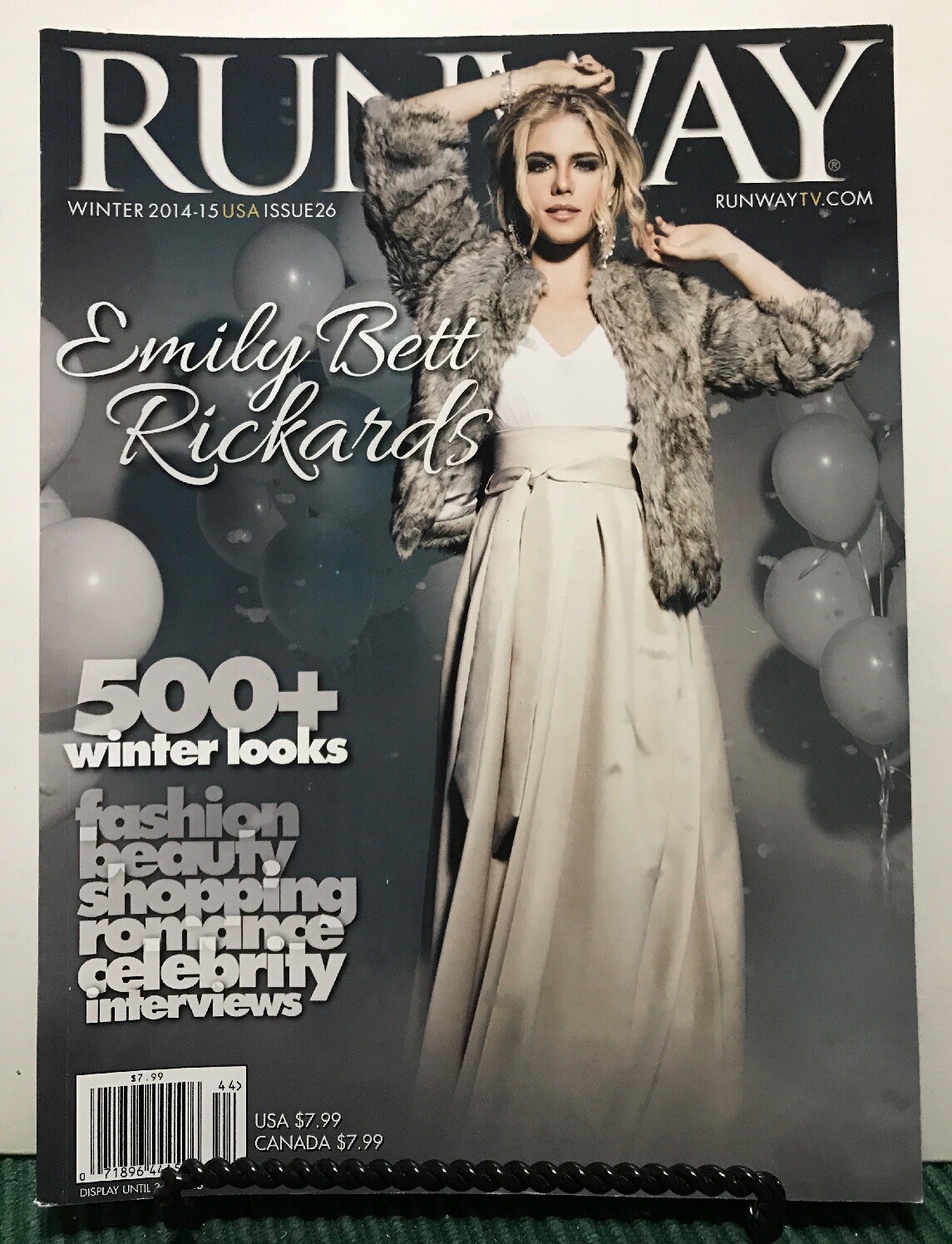 Runway Emily Bett Rickards Fashion Beauty Looks Winter 2014-15 FREE ...