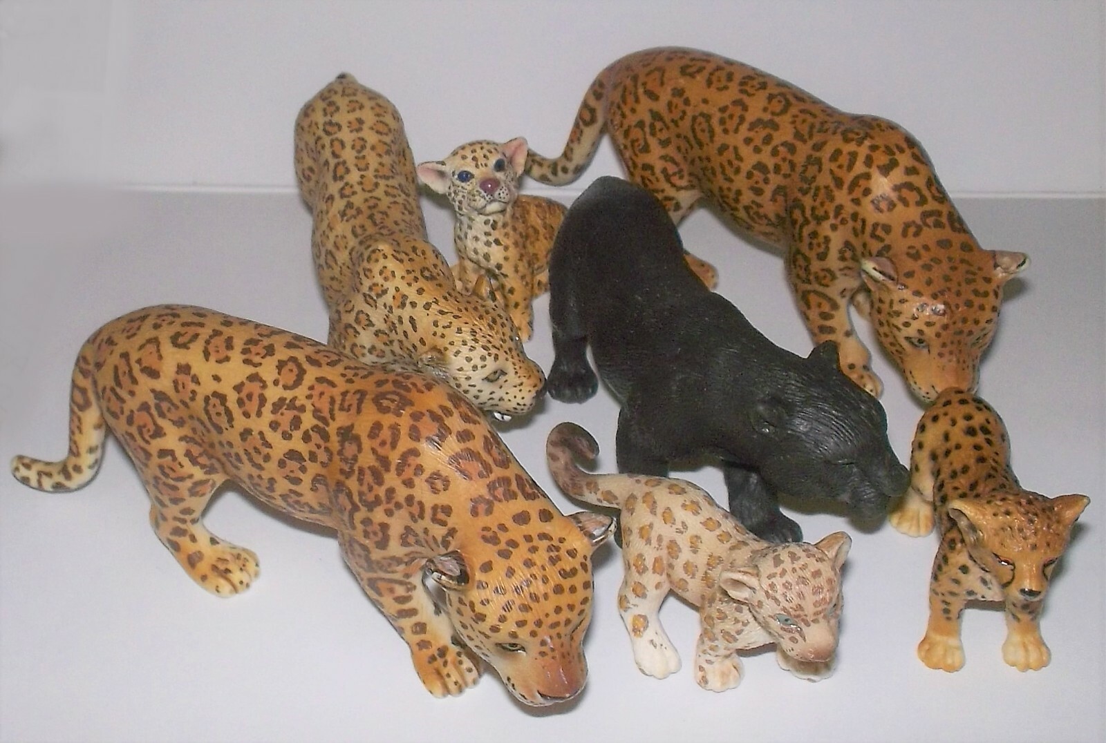 SCHLEICH BIG CATS LEOPARDS, CHEETARS, PANTHER, JAGUARS TO CHOOSE FROM ...