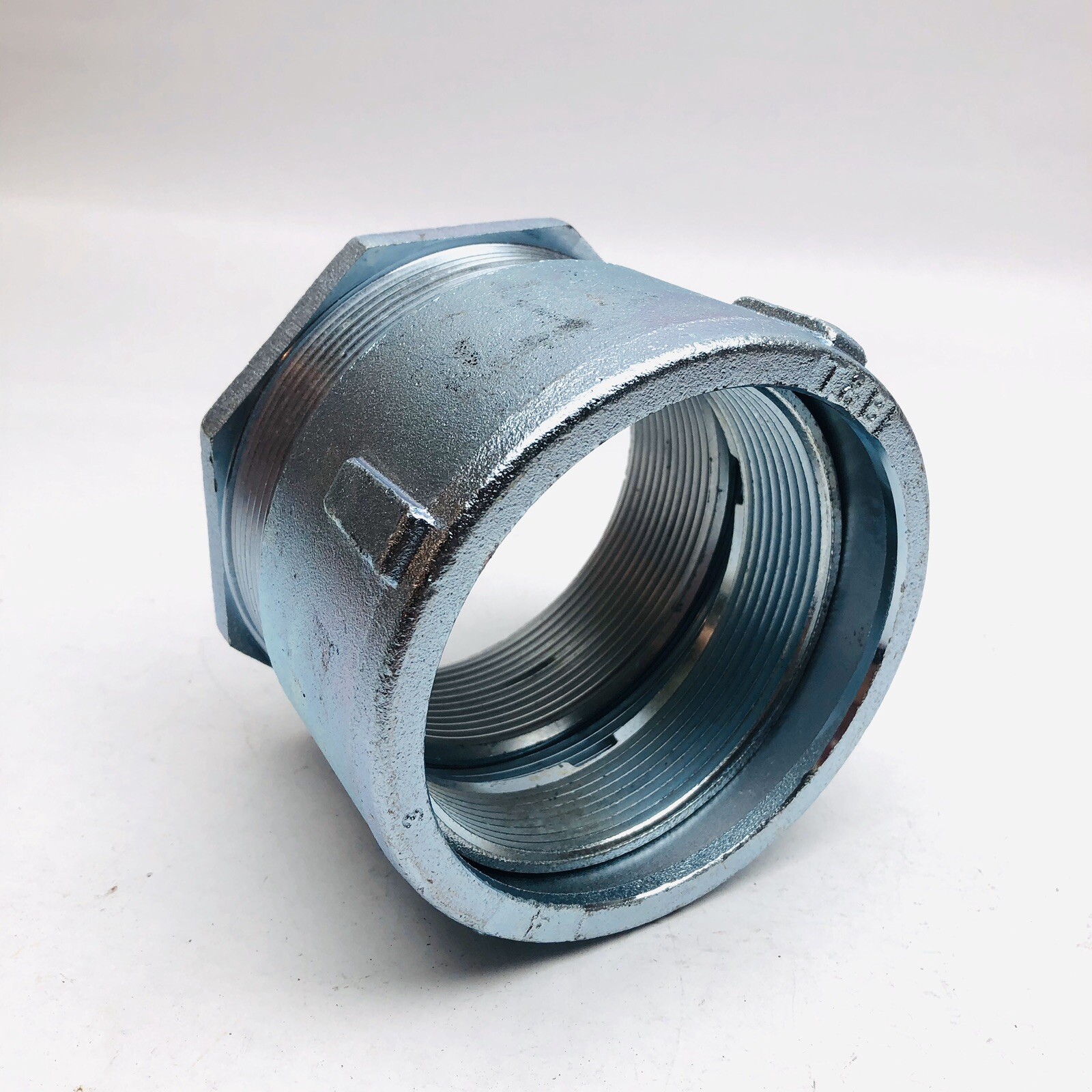 THOMAS BETTS 4" ERICKSON METAL CONDUIT COUPLING | eBay