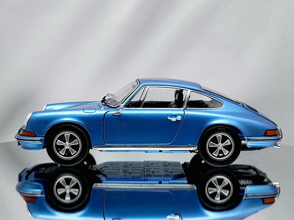 Schuco Porsche 911 S 2.4L Coupe 1973 Blue Metallic Dicast Model Car 1: ...