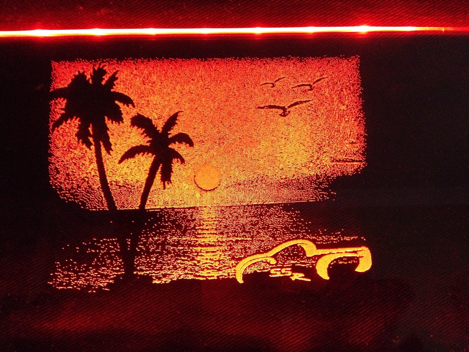 Chevrolet SSR Laser-Etched,Lit TEMPERED-GLASS ,Windblade,Windsupprssr ...