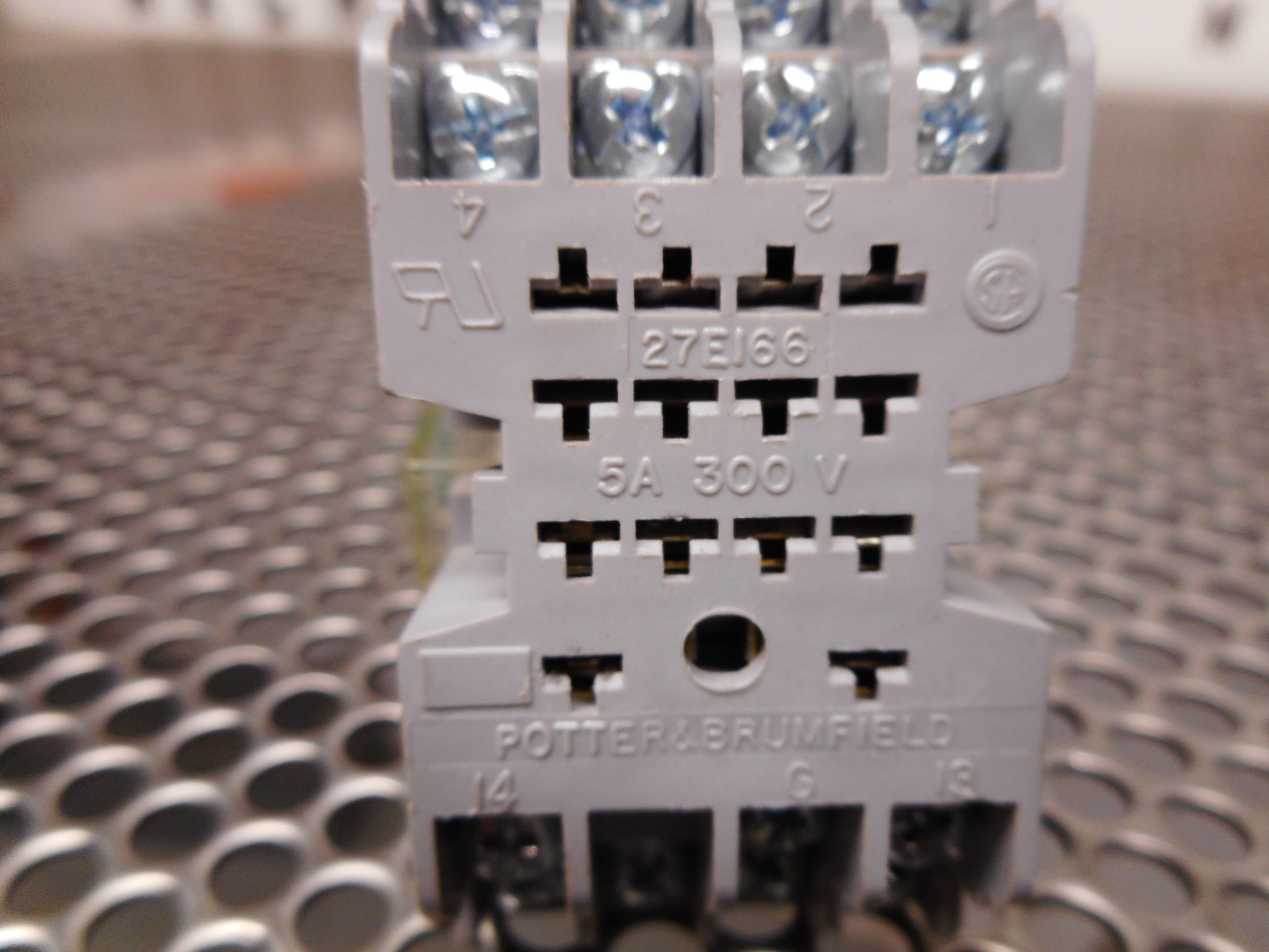 Allen Bradley 700-HC14Z24 Ser C Relay 24VDC With Potter & Brumfield ...