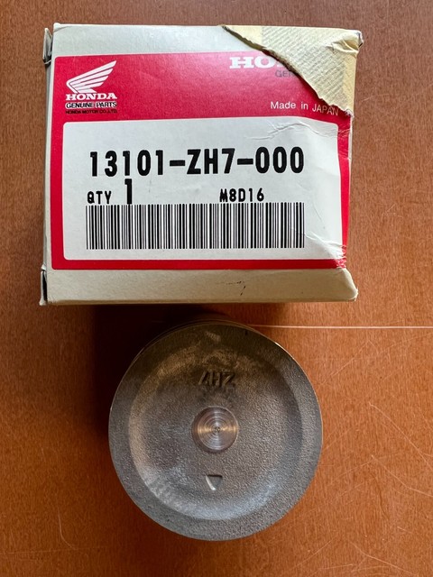 NOS GENUINE HONDA PISTON 13101-ZH7-000 (PISTON ONLY) 13101ZH7000 ...