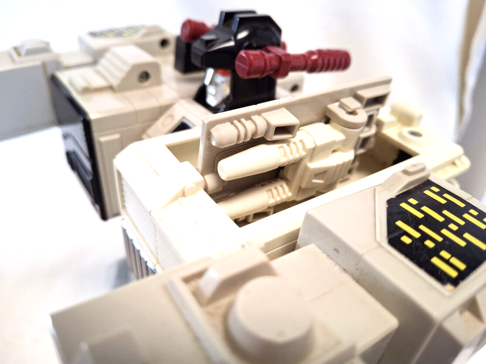 1985 G1 Transformers ~ METROPLEX figure ~ Hasbro Takara JAPAN | eBay