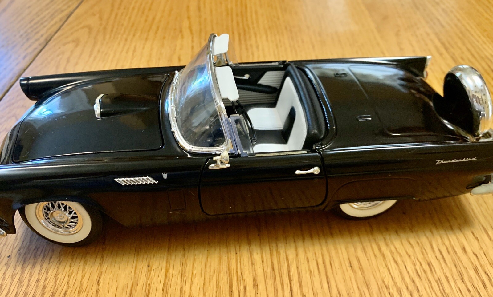 118 Scale Die Cast Model Car | eBay