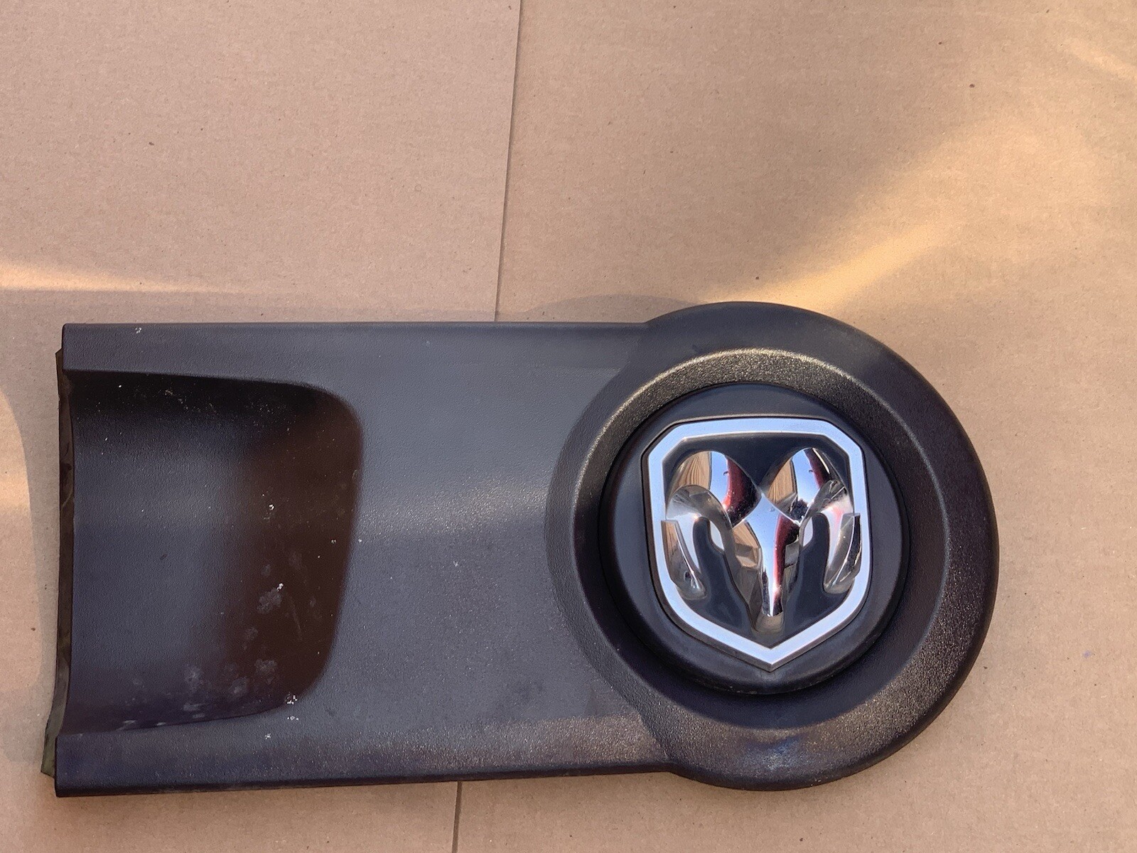 2016 2017 2018 DODGE PROMASTER CITY REAR DOOR MOLDING EMBLEM BLACK ...